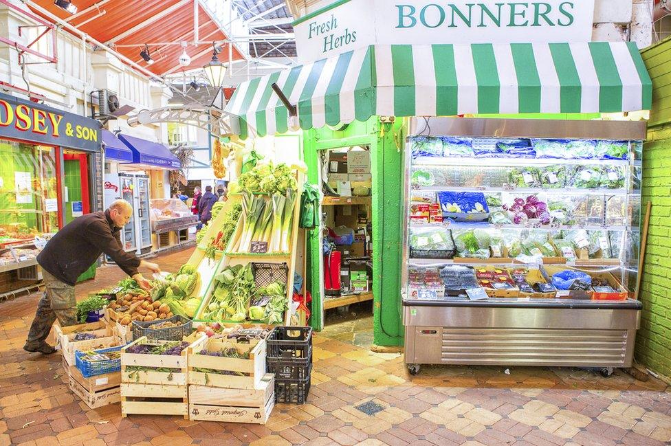 Your pictures: Markets - BBC News
