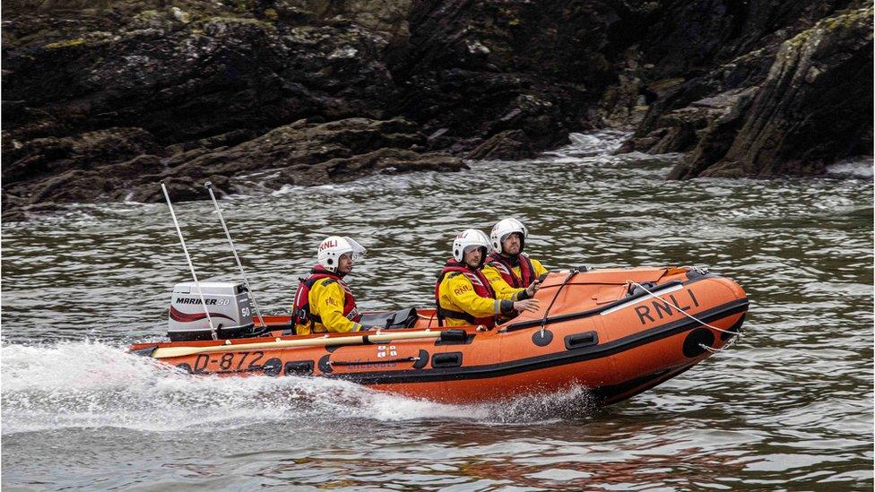 Official naming ceremony for new RNLI Looe lifeboat - BBC News