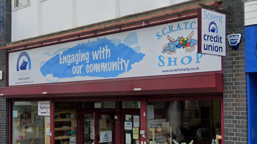 Solent Credit Union enters administration - BBC News