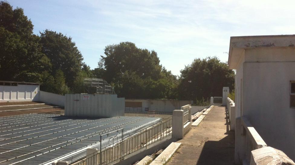 Images revealed for Broomhill Swimming Pool refurbishment - BBC News