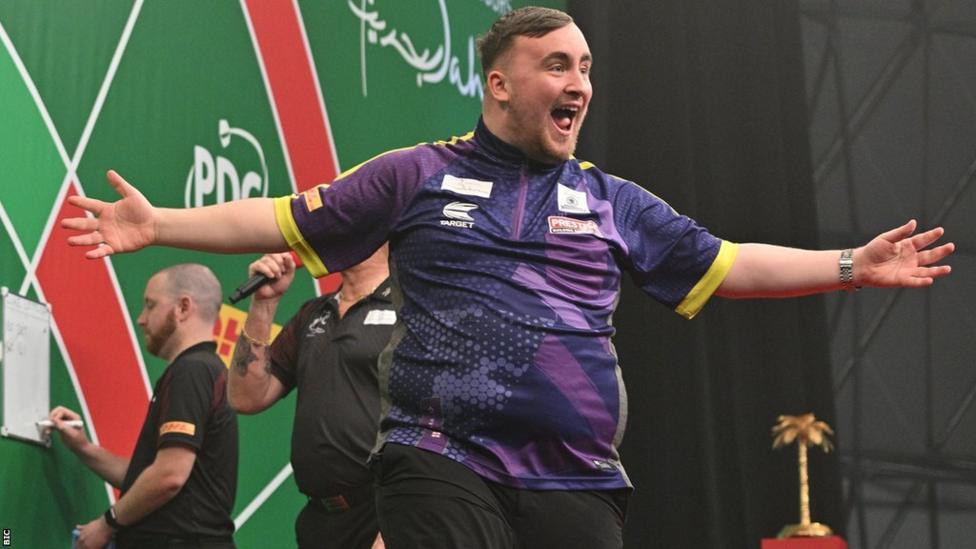 Bahrain Masters: Luke Littler beats Michael van Gerwen in final - BBC Sport