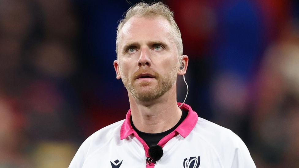 Rugby World Cup referee Tom Foley receives death threats - BBC News