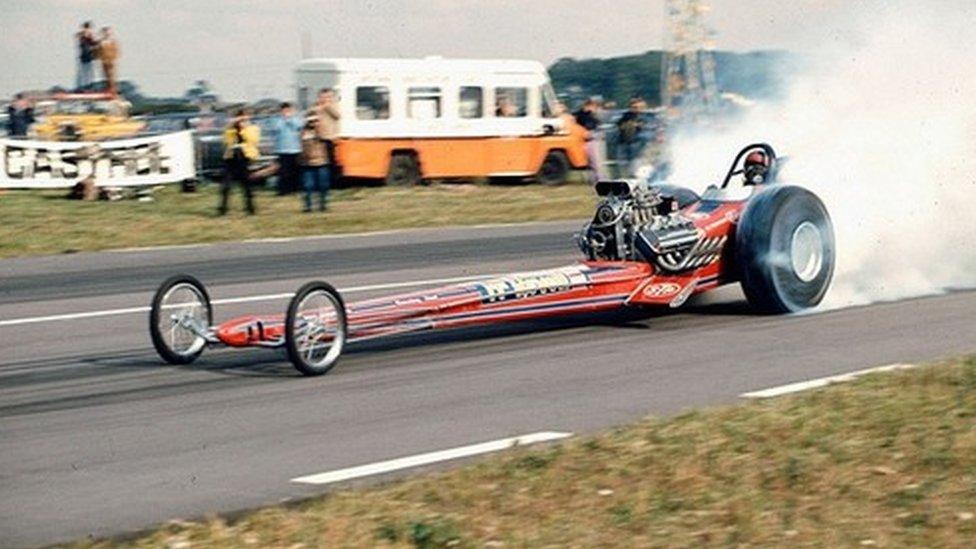 Drag racing legend 'Mr Six' to enter US Hall of Fame - BBC News