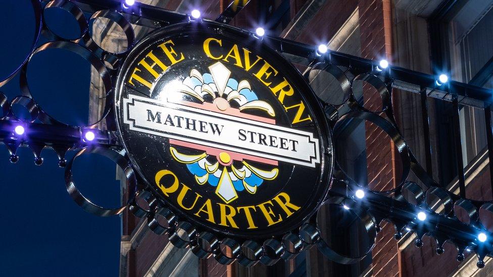Liverpool's Cavern Quarter 30-year-old archway signs restored - BBC News
