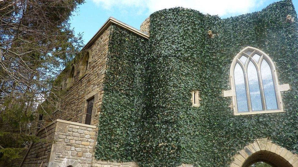 Forbidden Corner's Yorkshire Dales castle folly appeal fails - BBC News