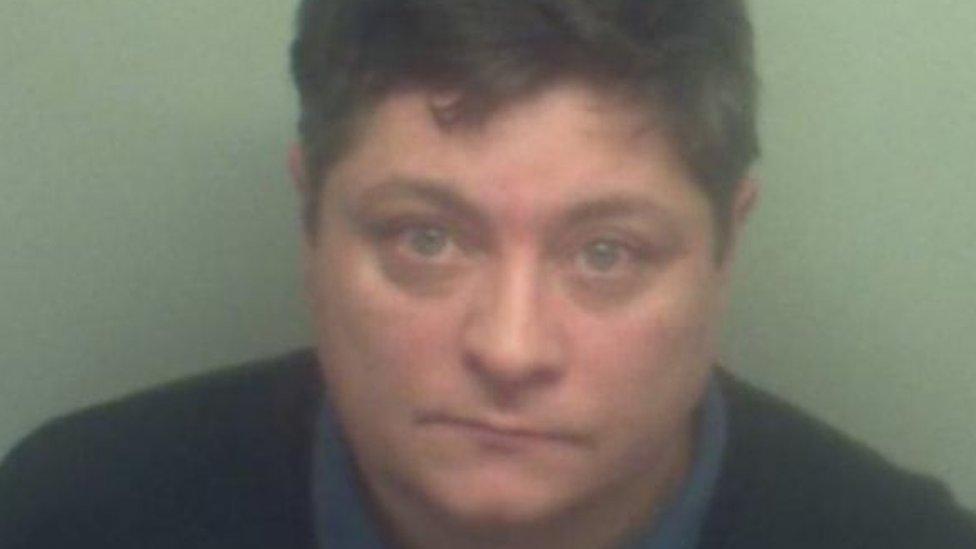 Leonard Naylor murder: Man guilty over driveway shooting - BBC News