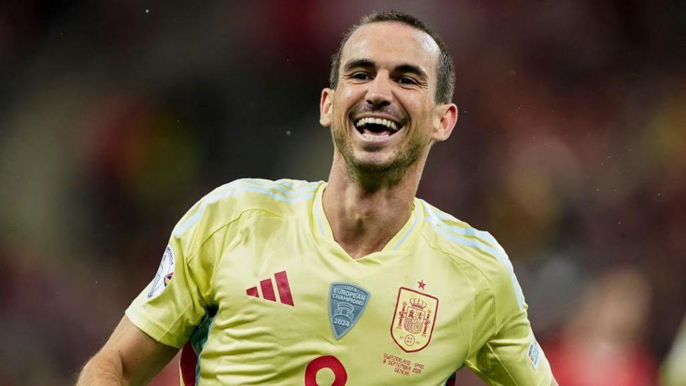 Switzerland 1-4 Spain: Fabian Ruiz scores twice as 10 men win in ...