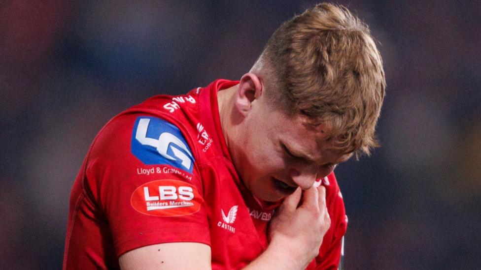 Sam Costelow: Scarlets and Wales fly-half ruled out of Six Nations ...
