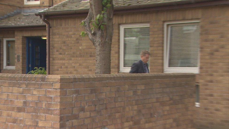 Edinburgh flat death teenager named locally as Amy Boyd - BBC News