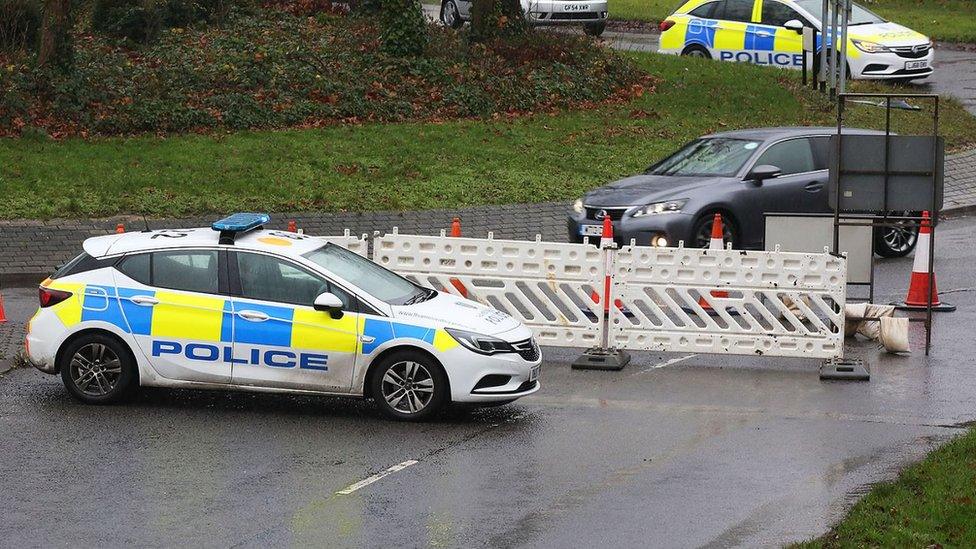 Milton Keynes murder trial: Lee Sopp 'gave victim little jab' with ...