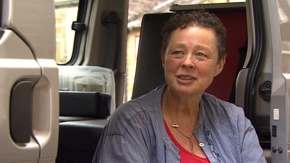 Climate change: Boy, 11, starts 200-mile walk - BBC News