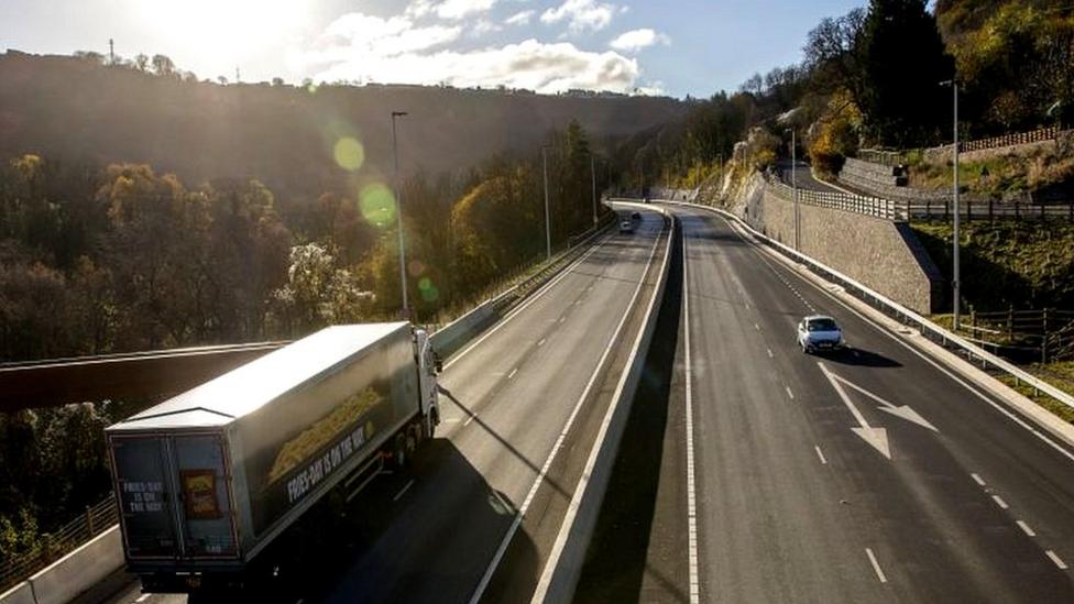 A465: Work on Heads of the Valleys road to end after 23 years - BBC News