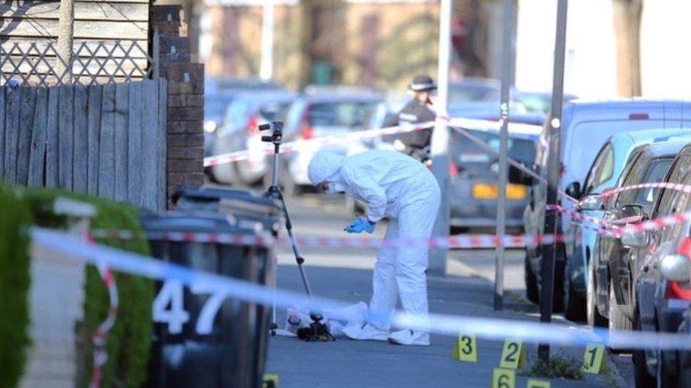 Brighton stabbing: Two guilty of 'unprovoked' knife murder - BBC News