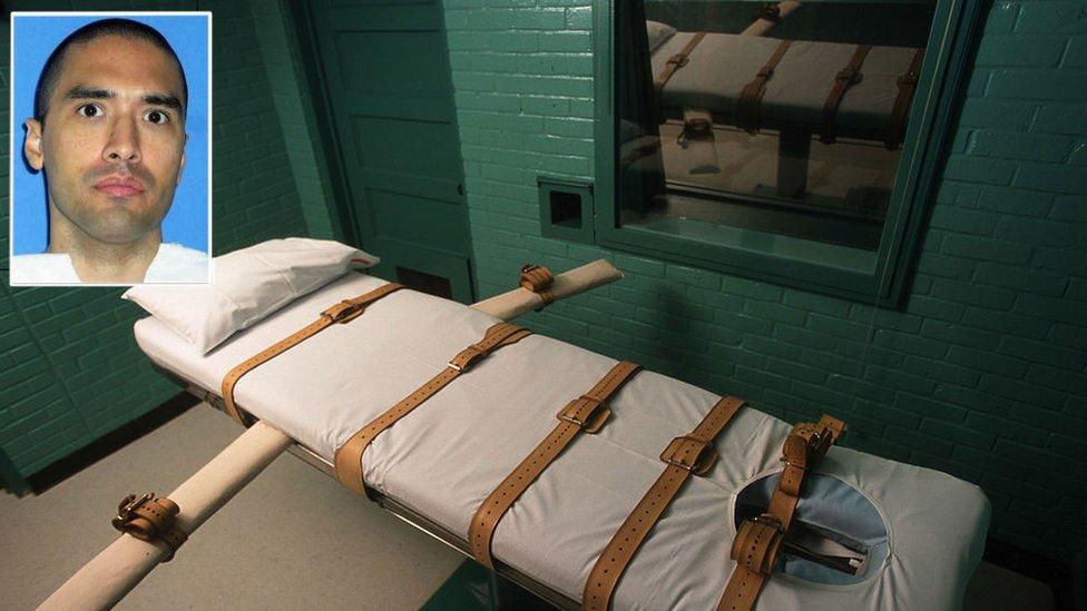 Texas hitman begs forgiveness before execution - BBC News