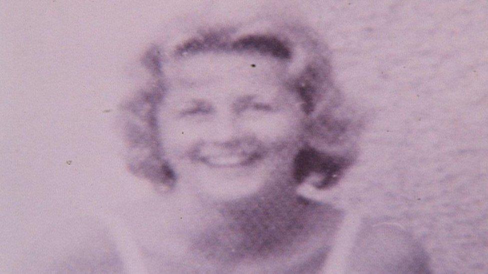 Renee and Andrew MacRae: Sister's plea in unsolved murder of mum and ...