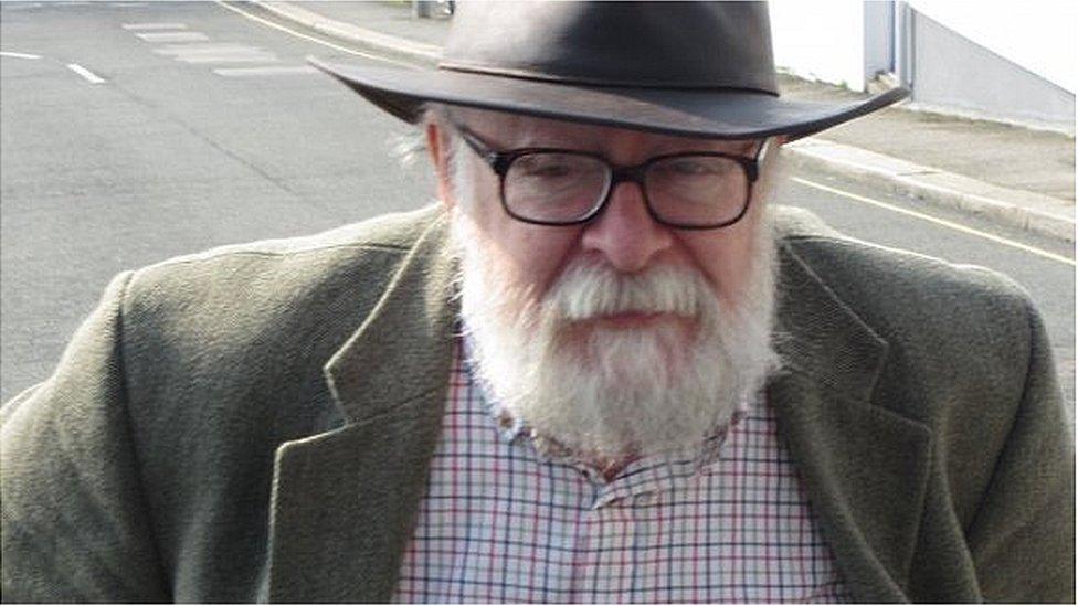 Child-abuse artist Graham Ovenden's works destruction criticised - BBC News