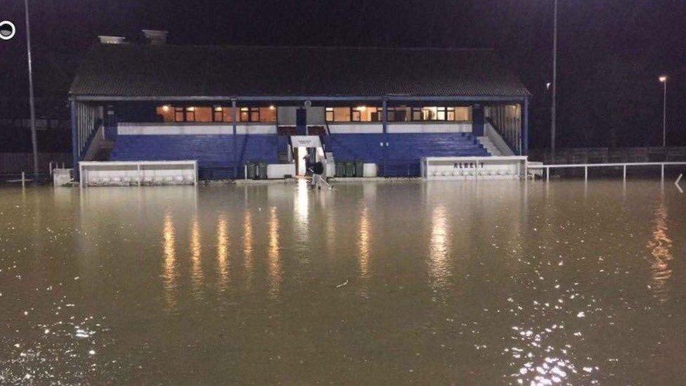 Snow and heavy rain across Midlothian and the Borders leaves drivers ...
