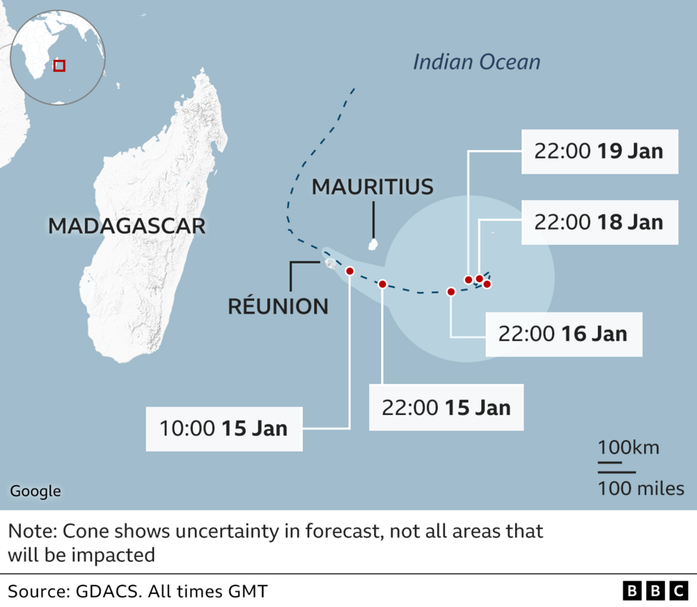 Cyclone Belal: Mauritius assesses damage after flash flooding - BBC News