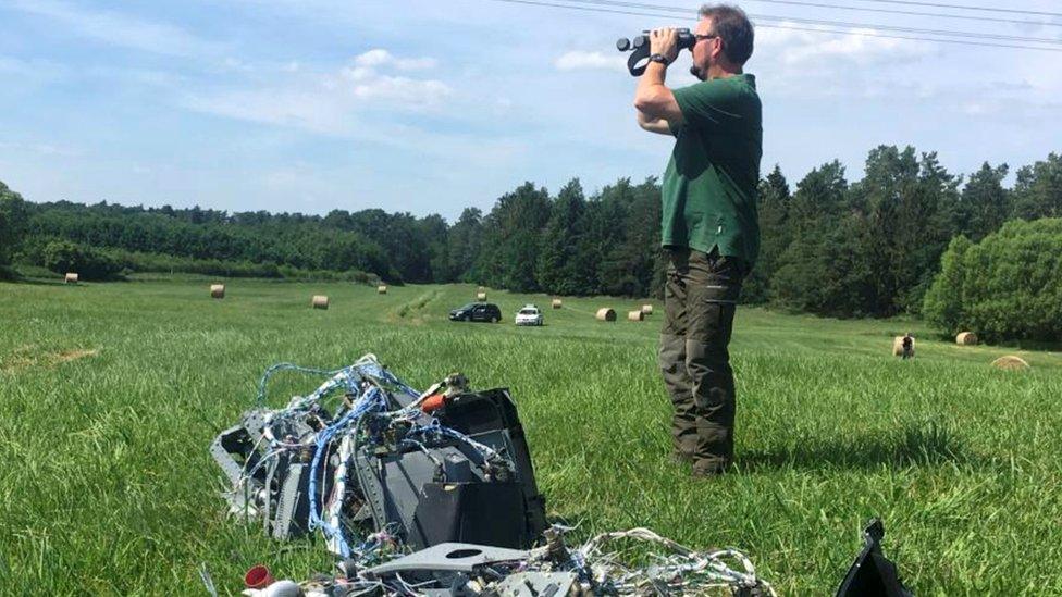 Germany crash: Two Eurofighter jets in fatal collision - BBC News