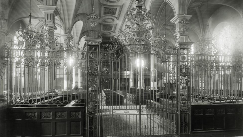 Photographs of Derby Cathedral from 1880s found - BBC News