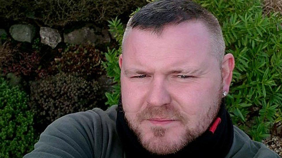 David Munroe admits attempted murder of ex-girlfriend - BBC News