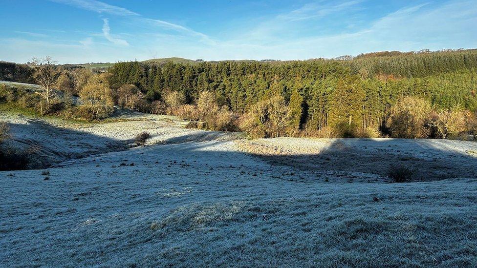 Cold snap and snowy weather across UK and Europe in pictures - BBC ...