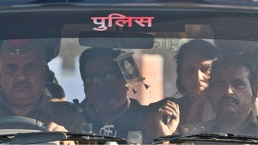 Aarushi Talwar: India parents walk free after murder acquittal - BBC News