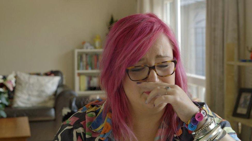 'Pretty Cripples' and the people turned on by disability - BBC News