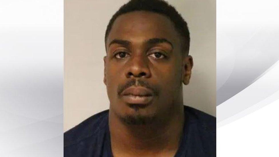 Maida Vale jewellers raid: Moped robber jailed - BBC News