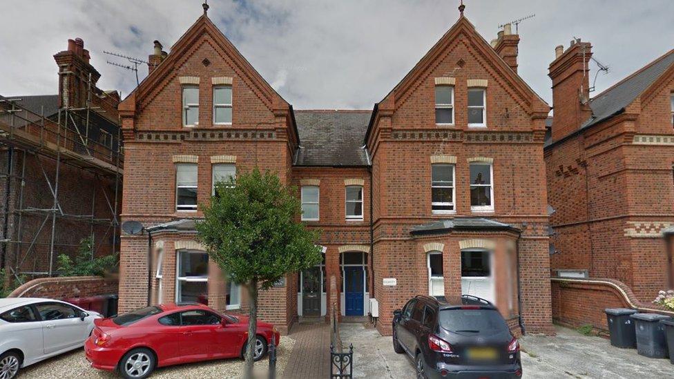 Doubt over future of Reading mental health service - BBC News