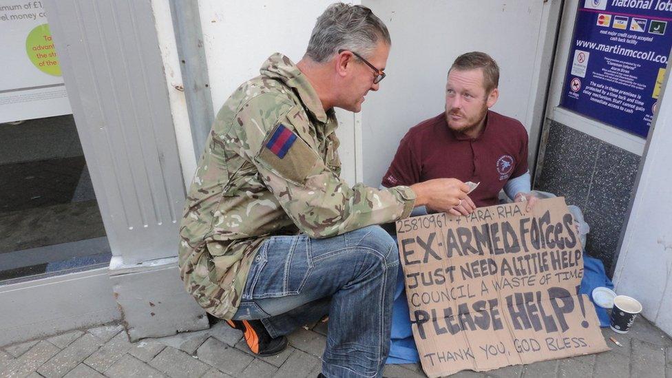 Fake army beggar Stewart Fenton died of drug overdose - BBC News
