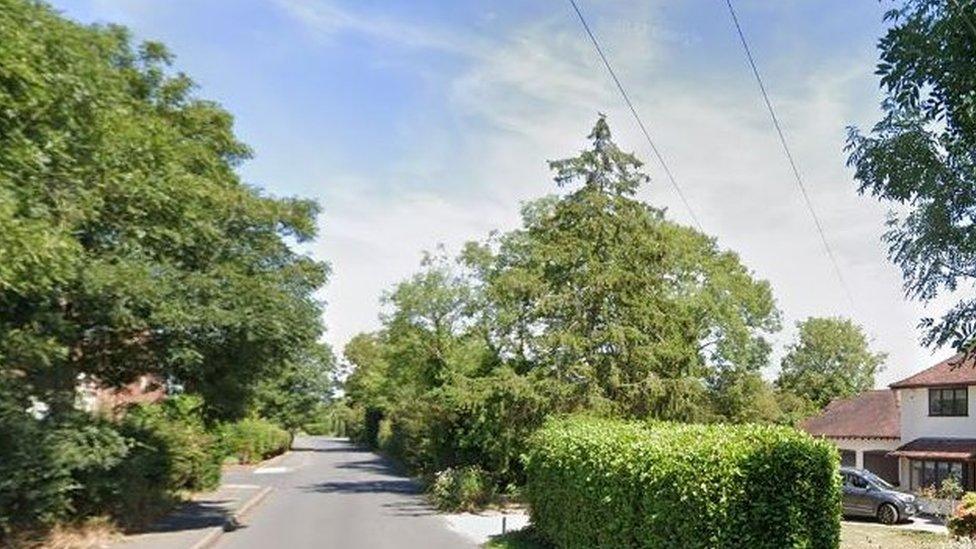 Crowle: Plans for 62 homes in village submitted to council - BBC News