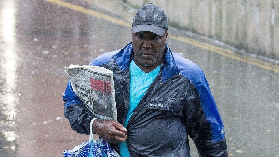 Looking for Aki - the man who squeezes muscles - BBC News