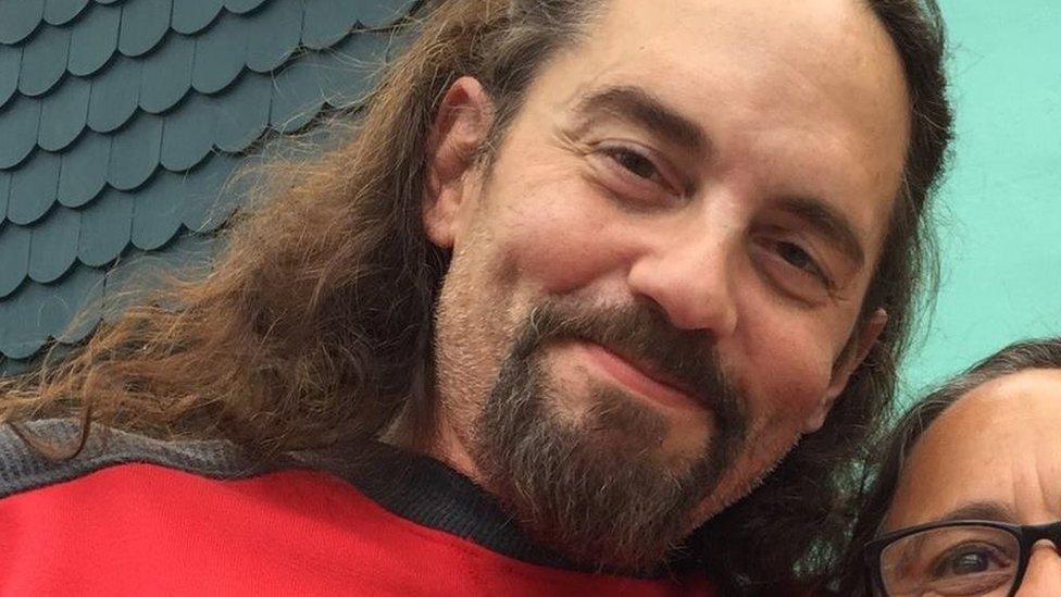 Ex-Megadeth drummer Nick Menza dies of heart attack on stage - BBC News