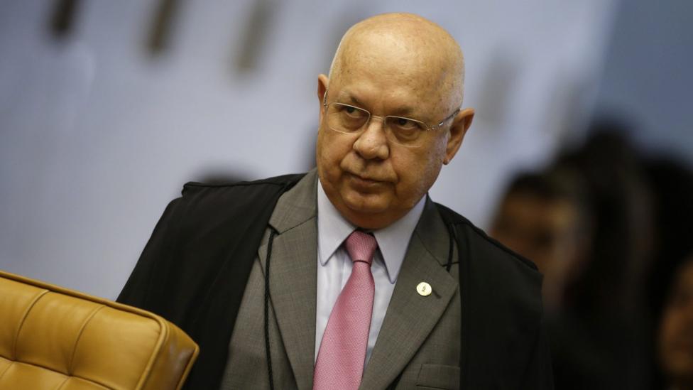 Brazil judge targets dozens of politicians for ‘corruption’ - BBC News