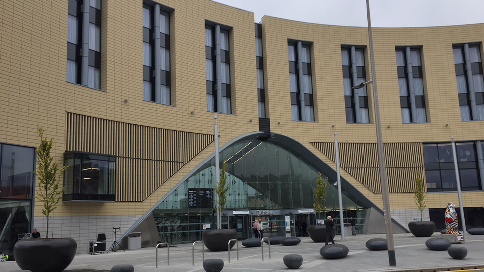 New £38m Dundee railway station opens - BBC News