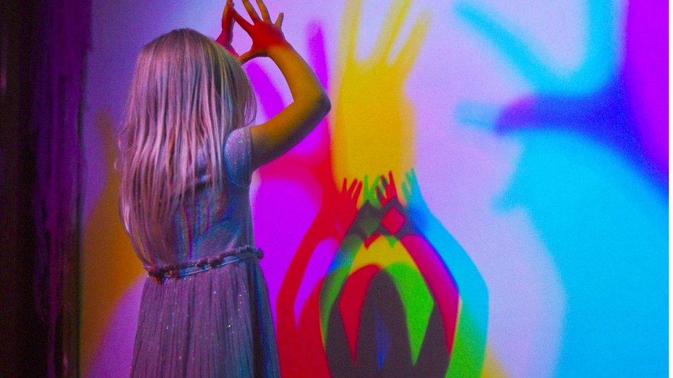 The Cornwall family behind a science museum for children - BBC News