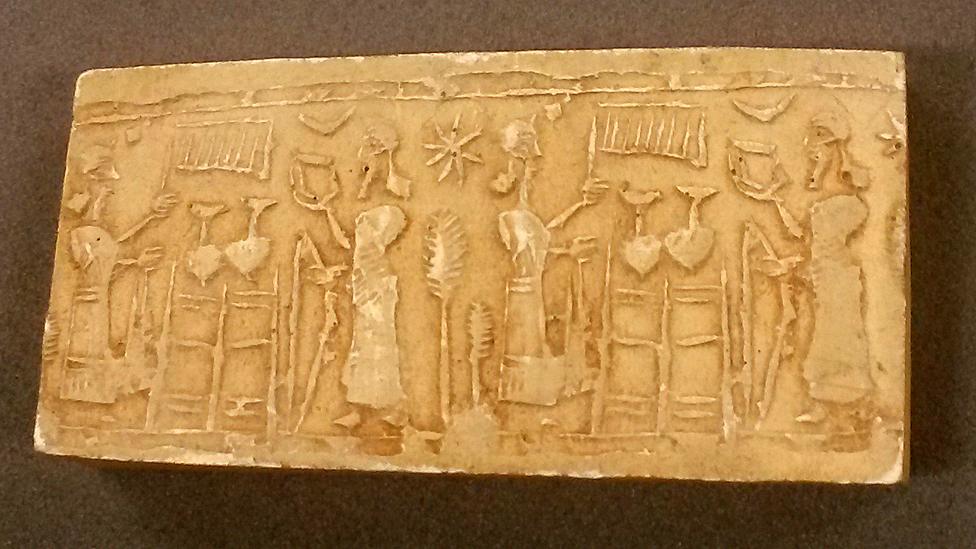 Museum of Lost Objects: Looted Sumerian Seal - BBC News