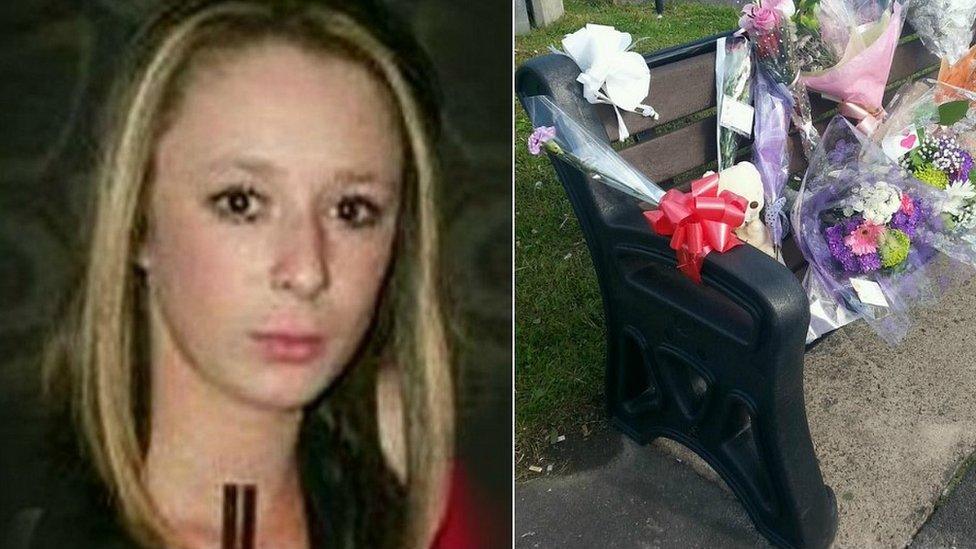 Paige Chivers: Bench dedicated to murdered teenager - BBC News