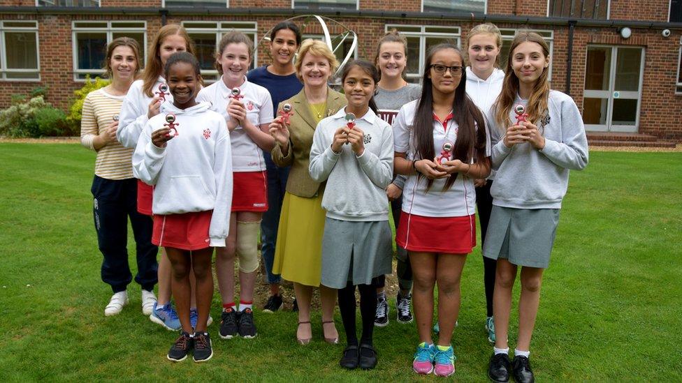 Hampton school gives pupils alarm clocks to replace 'distracting phones ...