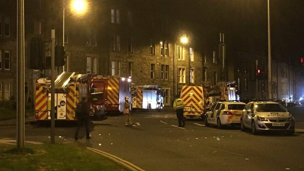 Two in hospital after fire in an Edinburgh flat - BBC News