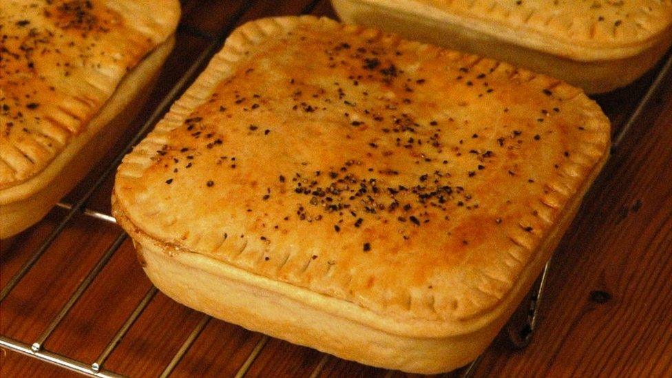 Business that makes square pies given legal warning by rival - BBC News