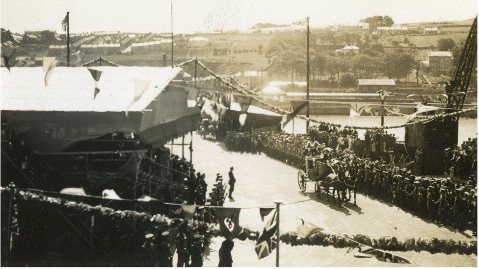 Mabel Remington Colhoun photo collection goes online - BBC News