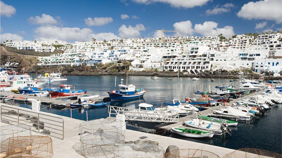 Irish teenager Mikey Leddy dies after falling off wall in Lanzarote ...