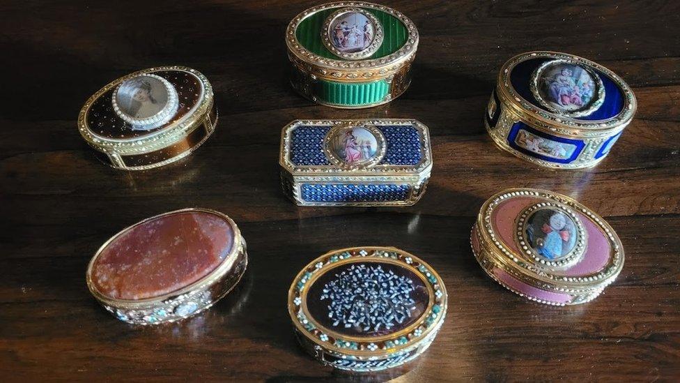 Temple Newsam snuff boxes returned after 40 years - BBC News