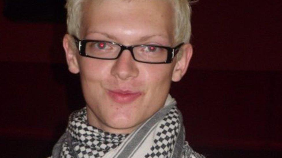 Betsi health board pays out over man's sinusitis death - BBC News