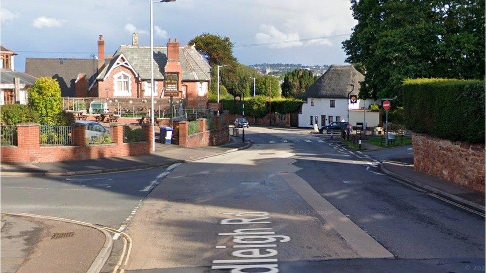 Consultation on speed reduction plans in Alphington - BBC News