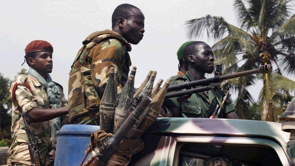 Will elections end the fighting in Central African Republic? - BBC News