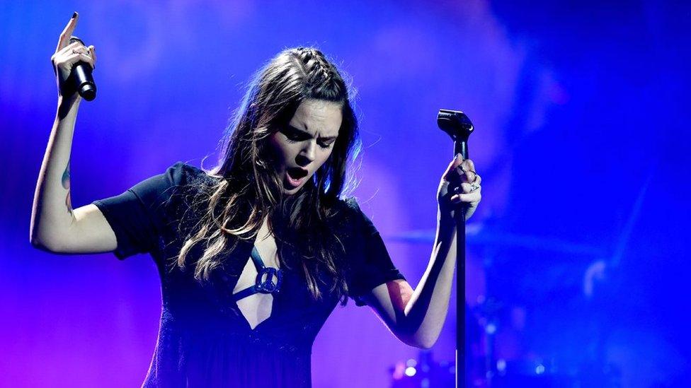 How Tove Lo survived a brush with death making her second album - BBC News