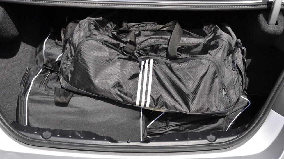 Redhill helicopter drug smugglers gang jailed - BBC News